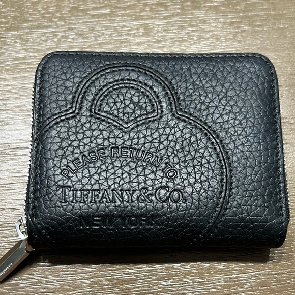 Tiffany & Co. | Bags | Return To Tiffanysmall Zip Walletin Black ...